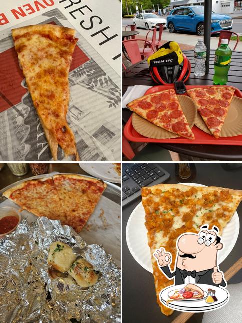 La Familia Pizza & Pasta of Pound Ridge, Pound Ridge - Menú del ...