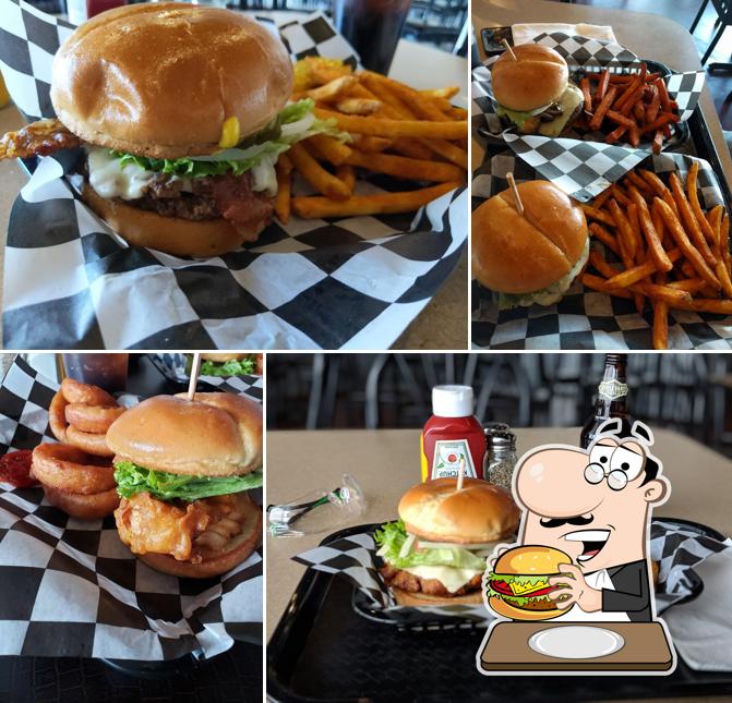 Top 10 fast food restaurants in Kansas City, Missouri, october 2025 ...
