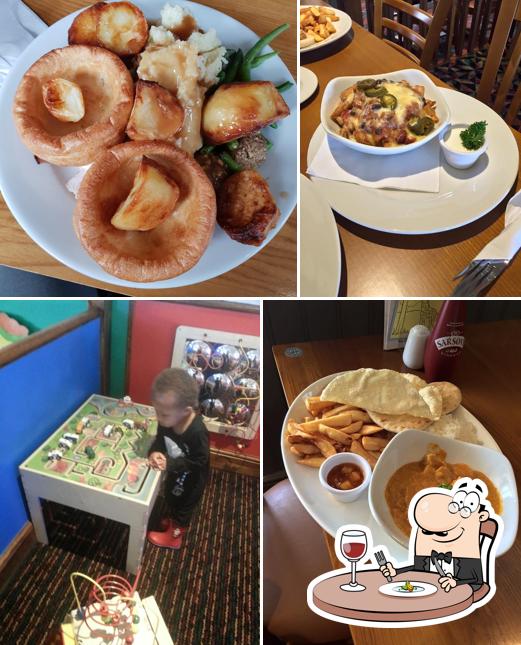 Bowling Green, Charnock Richard - Restaurant menu, prices and reviews