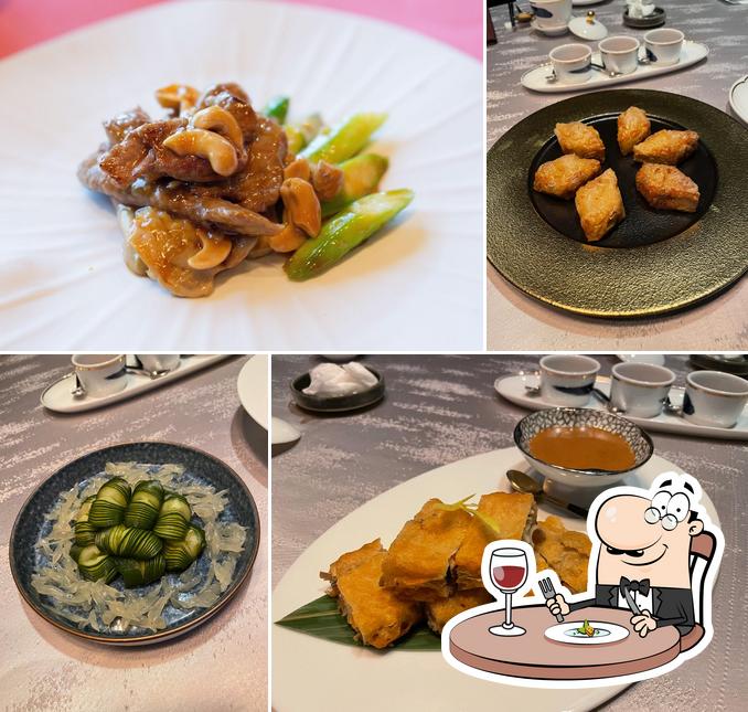 Man Wah, Hong Kong - Restaurant menu, prices and reviews