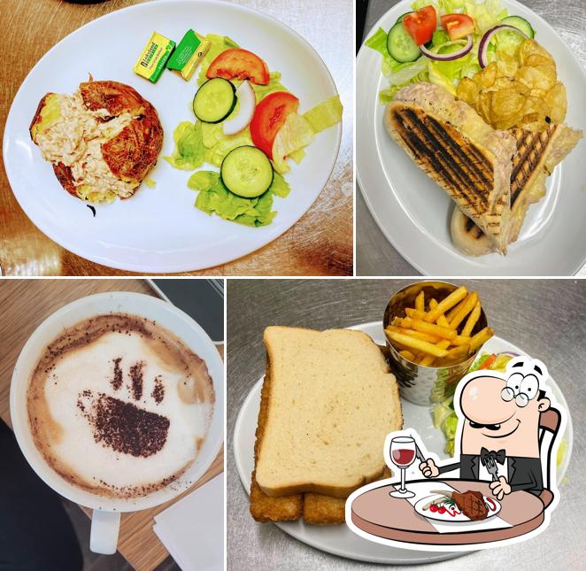 Dudley's Café - Dartmouth, Dartmouth - Restaurant menu, prices and reviews