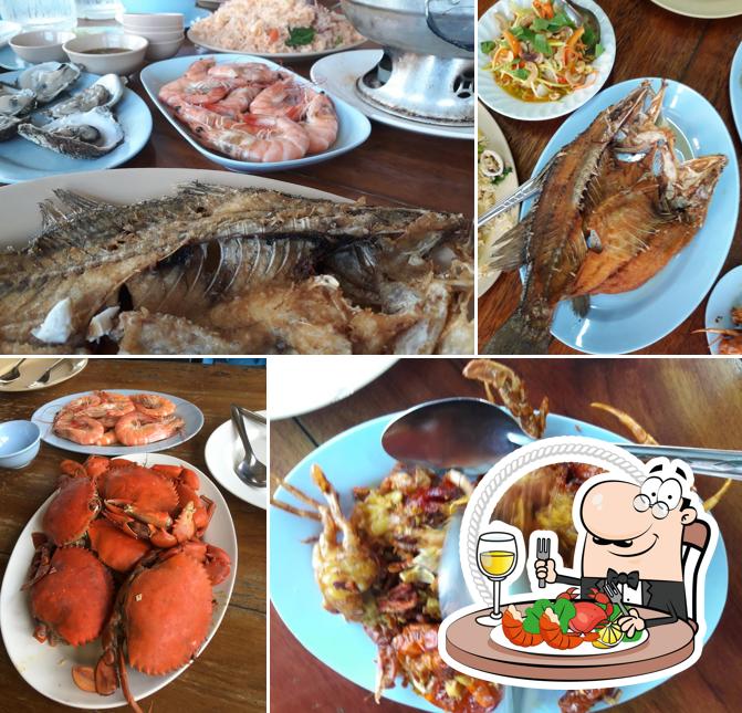 Top 5 restaurants with fish in Ko Panyi, october 2025 - Restaurant Guru