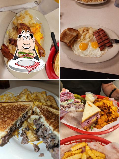 Red Squirrel, Cincinnati - Restaurant menu, prices and reviews