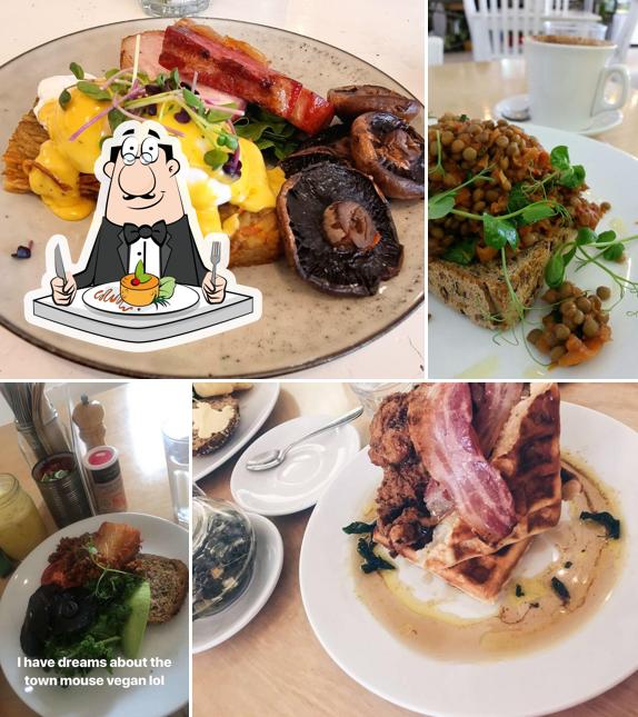 Town Mouse, Pukekohe - Restaurant menu, prices and reviews