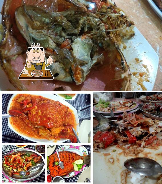 Restoran Samudera Jaya Padang, Padang - Restaurant menu, prices and reviews