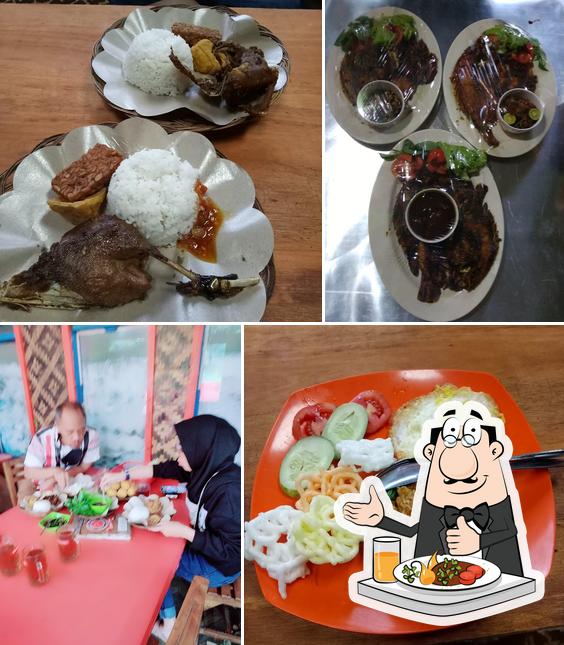 Top 5 restaurants with meat in Laksana, september 2025 - Restaurant Guru