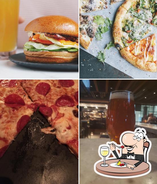 King Taps First Canadian Place, Toronto - Restaurant menu, prices and ...