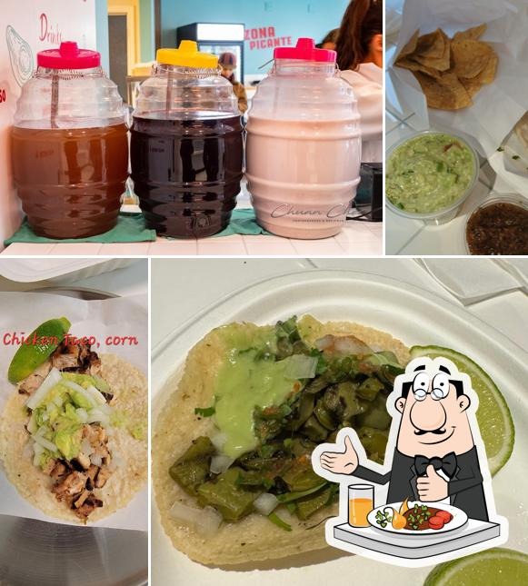 Los Compas Tacos, Toronto - Restaurant menu, prices and reviews