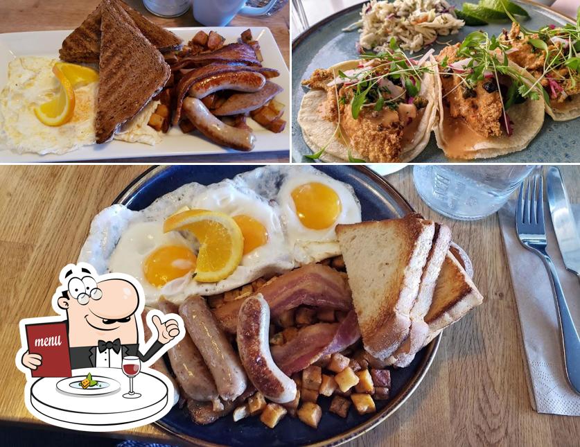 Blue Star Diner, Calgary - Restaurant menu, prices and reviews