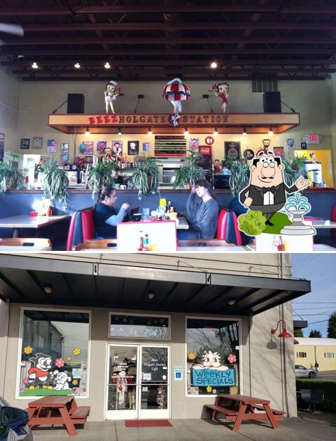 Beez Holgate Station Cafe, Portland - Restaurant menu, prices and reviews