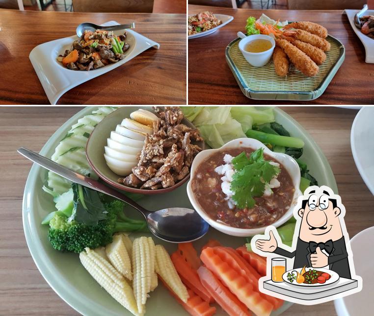 Ban Fa Prong Restaurant, Thai & Western Cuisine, Sakon Nakhon City ...
