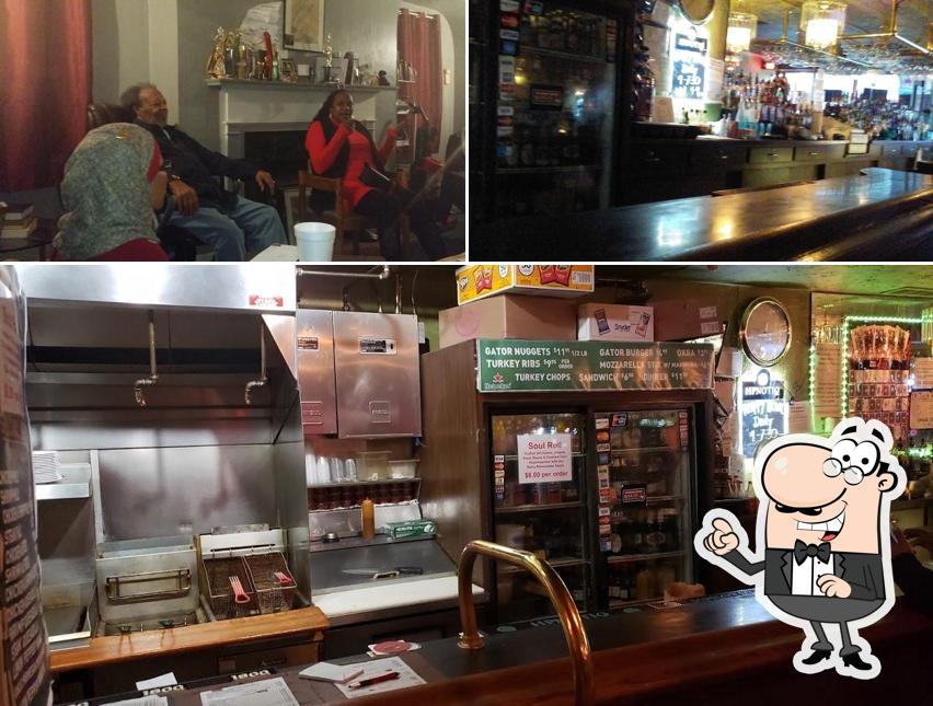 Columbo Room, East Cleveland - Restaurant menu, prices and reviews