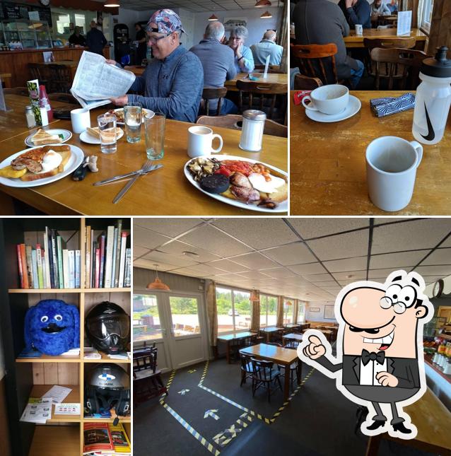 Top 5 restaurants with jacket potatoes in Kenn, England, september 2025 ...