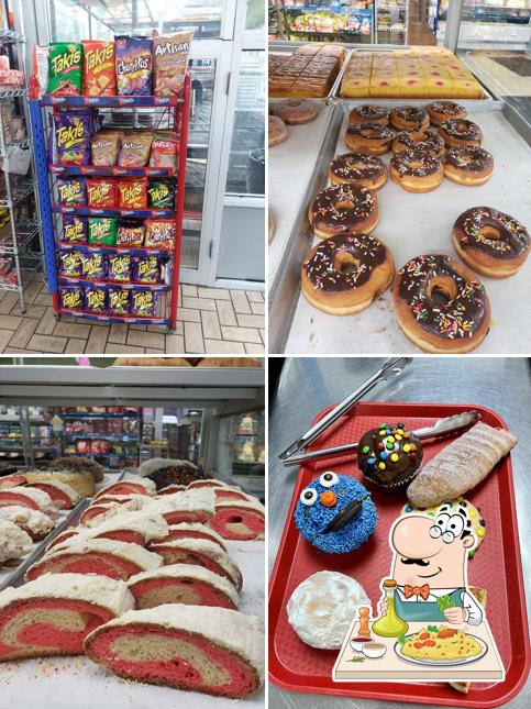 La Perla Tapatia Bakery - Jimenez, Chicago - Restaurant menu, prices ...