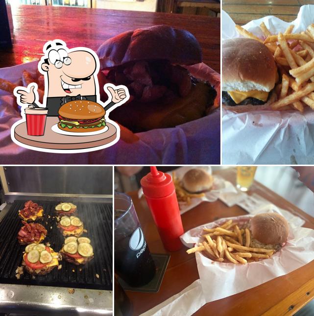 Top 7 restaurants with cheeseburgers in Lawrence, december 2025 ...