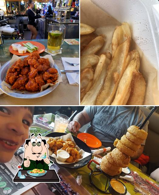 Hooters, Portage - Restaurant menu, prices and reviews