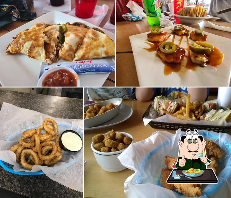 Castaways Restaurant, Astor - Restaurant menu, prices and reviews