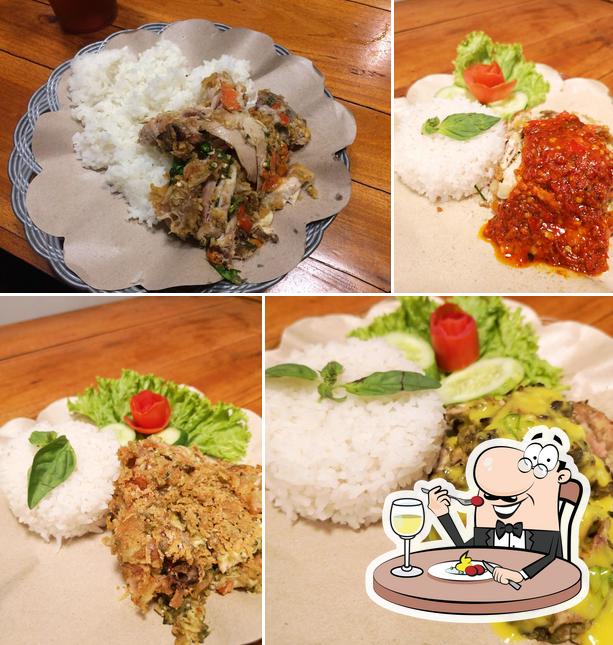 Ayam Crisbar Tamfest ITB, Bandung - Restaurant menu, prices and reviews