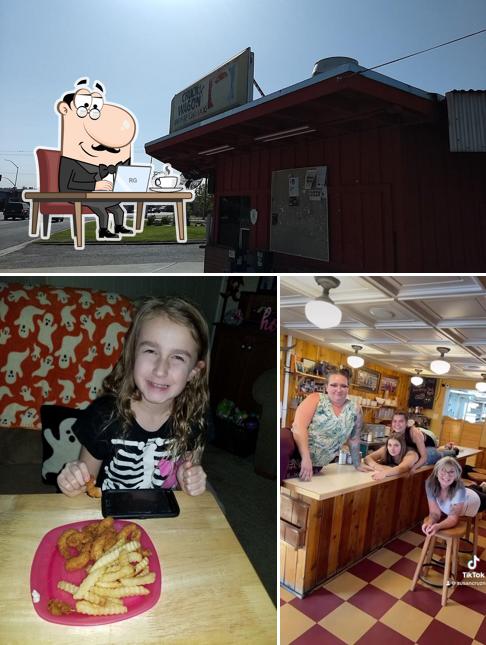 Chuck Wagon, Sanger - Restaurant menu, prices and reviews