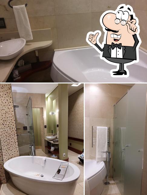 Kimberley Anne Hotel, Kimberley - Restaurant menu, prices and reviews