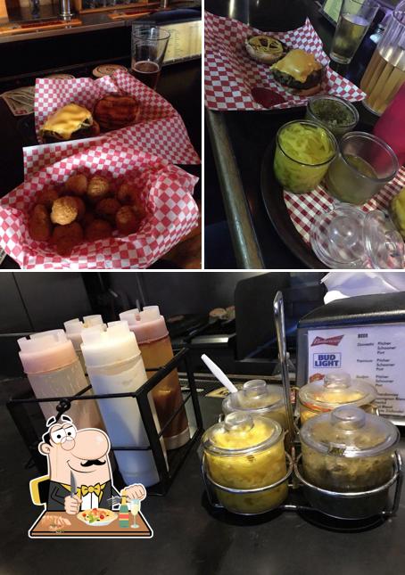 Red Rooster, Oceanside - Restaurant menu, prices and reviews