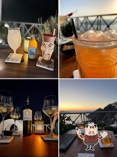 Vr Cafe Bar, Thera - Restaurant menu, prices and reviews