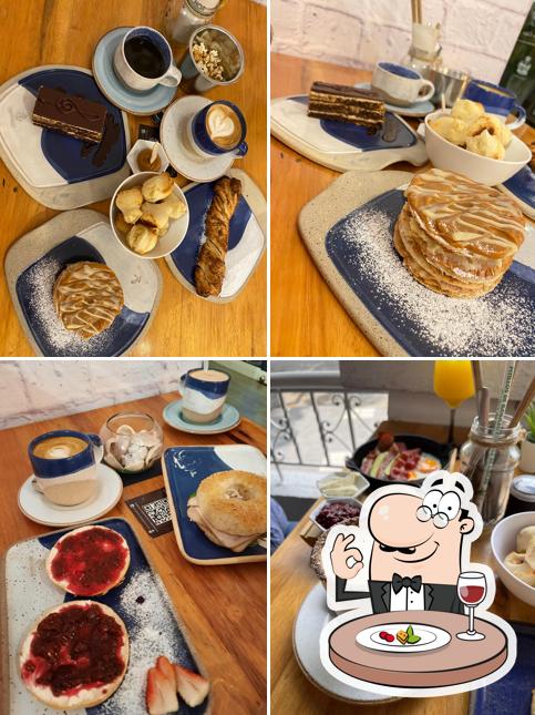 New Anchor Caffè, Cali - Restaurant menu, prices and reviews