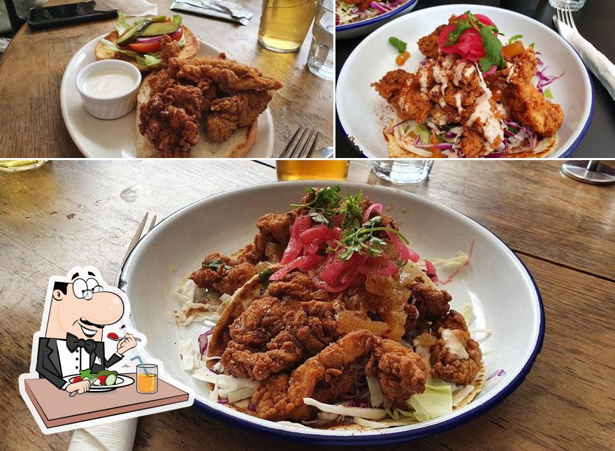 DeVille, Nelson - Restaurant menu, prices and reviews