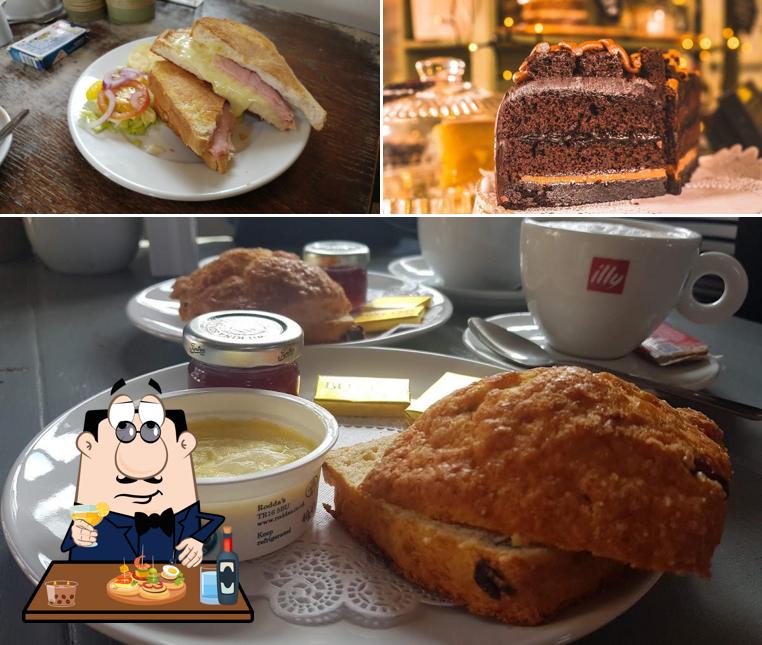Raglan Castle Cafe, Raglan - Restaurant menu, prices and reviews