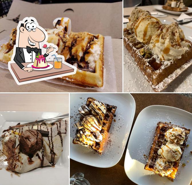 Top 5 restaurants with belgian waffles in White Rock, november 2025 ...