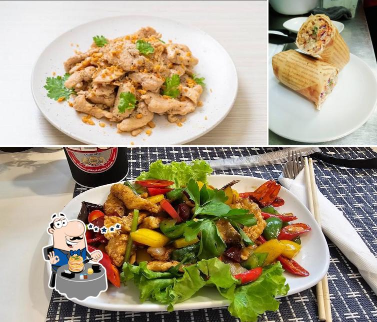 4 Monkeys Cafe & Restaurant @Karon, Karon - Restaurant menu, prices and ...