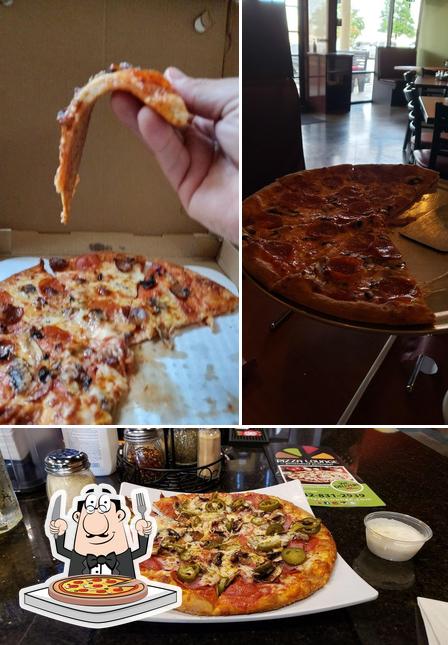 Pizza Lounge, Pasadena - Restaurant menu, prices and reviews