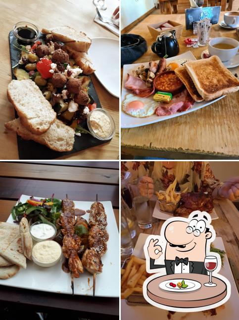 Top 5 restaurants with spicy chicken in Hayle, september 2025 ...