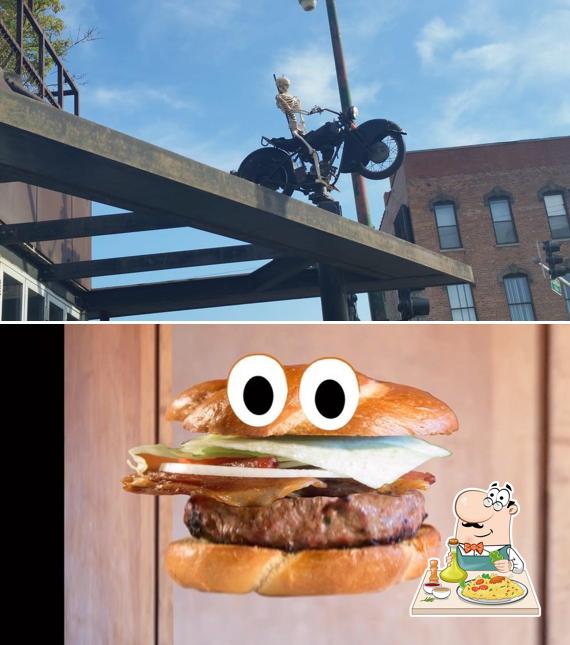 Twisted Spoke, Chicago, Chicago - Restaurant menu, prices and reviews