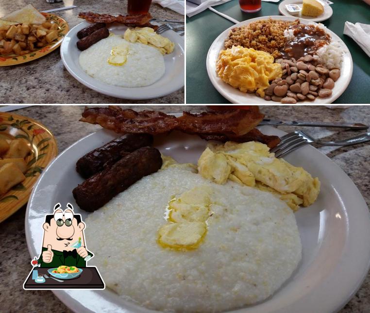 Ball & Que Restaurant, Georgetown - Restaurant menu, prices and reviews