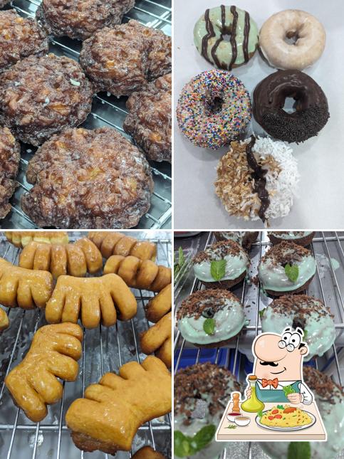 Lake Donuts, Port Clinton - Restaurant menu, prices and reviews