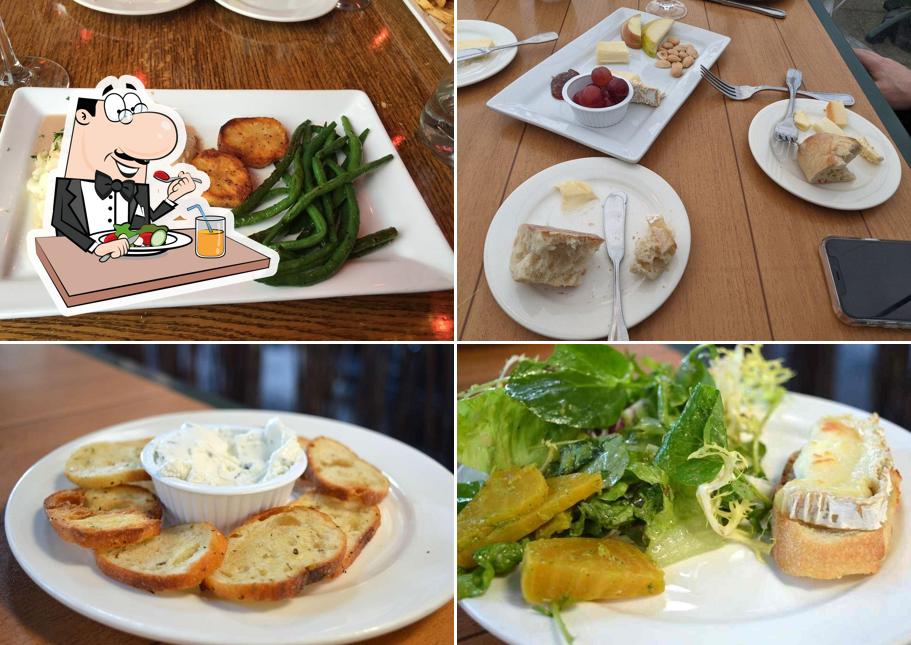 Maximilien Restaurant, Seattle - Restaurant menu, prices and reviews