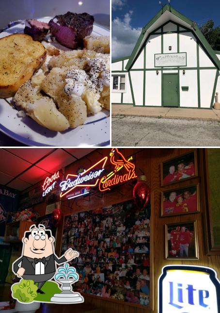 Cottontail Lounge, Urbandale - Restaurant menu, prices and reviews