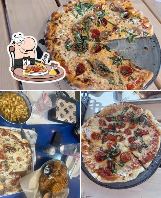 Backyard Desert Ridge, Phoenix - Restaurant menu, prices and reviews
