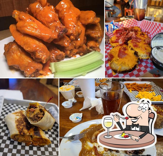 Top 5 restaurants with fish sandwiches in Middleburg, december 2025 ...