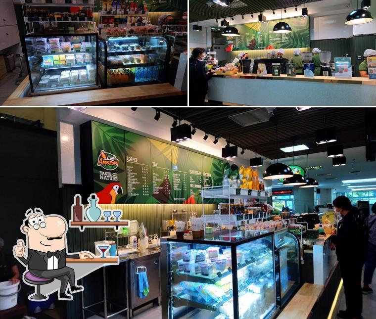 Café Amazon, Bangkok, Pho Nimit - Restaurant menu, prices and reviews