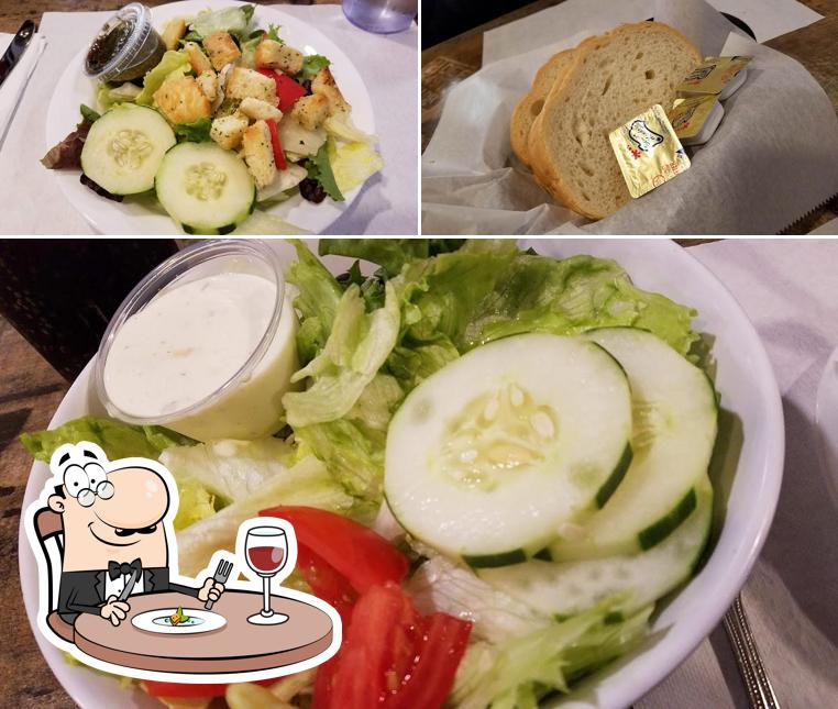 Shelly Pie Pizza, Turtle Creek - Restaurant menu, prices and reviews