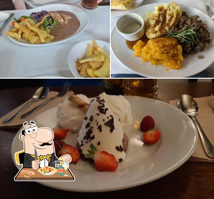 The Crown Tavern, Lanark - Restaurant menu, prices and reviews