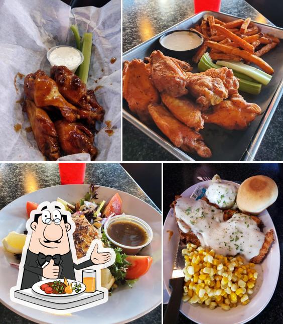 Good Life Sports Bar & Grill "OG" - 180th & Pacific, Omaha - Restaurant ...