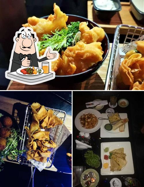 Blue Bar, Dubai - Restaurant menu, prices and reviews
