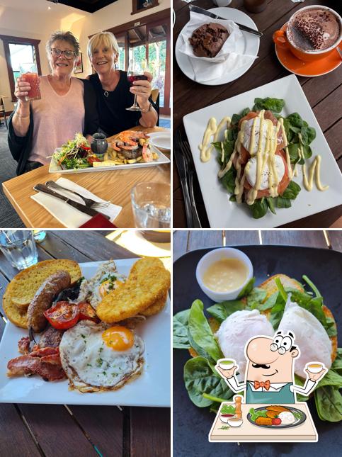 Nikau Cafe & Bar, Pohara - Restaurant menu, prices and reviews