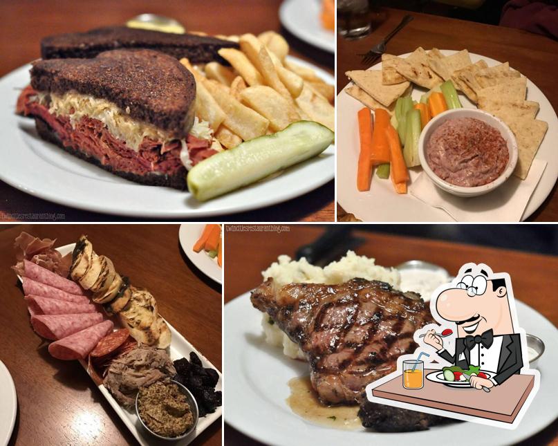 Manitou Bar & Kitchen, White Bear Lake - Restaurant menu, prices and ...