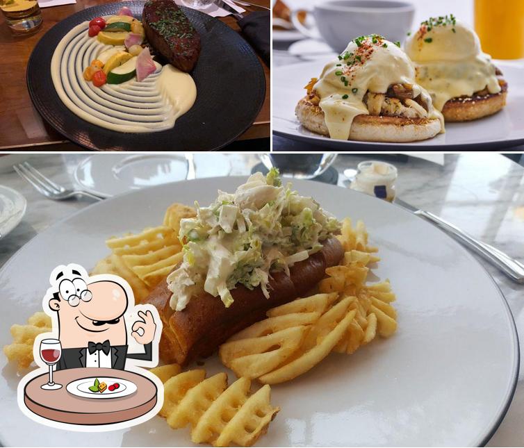 Terrace 16, Chicago, Grand - Restaurant menu, prices and reviews