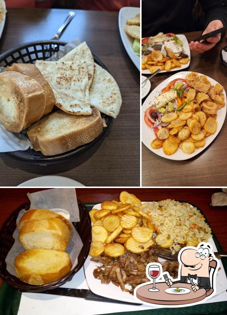 Marathon Souvlaki Laval, Laval - Restaurant menu, prices and reviews