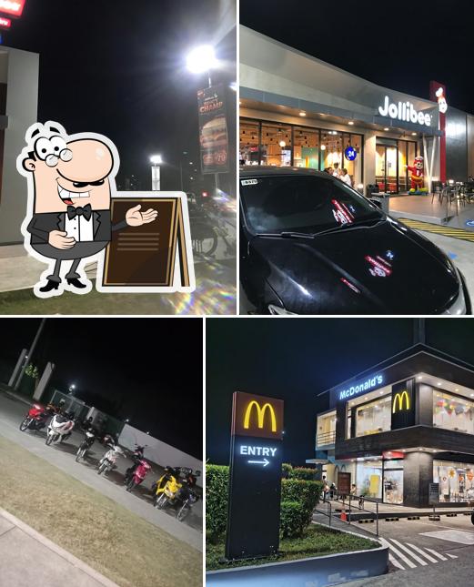 Jollibee -Vermosa Drive Thru, Imus - Restaurant menu, prices and reviews